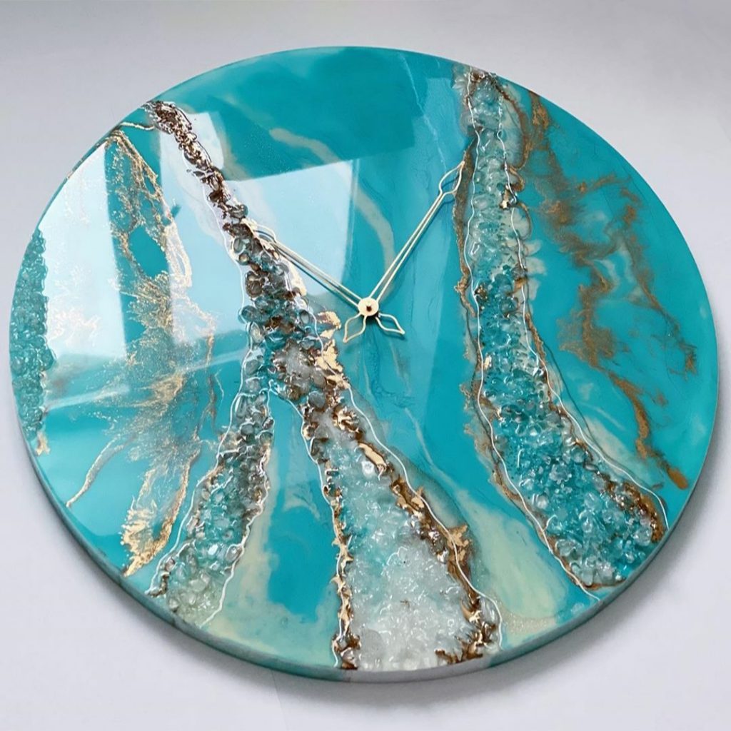 Buy Handcrafted resin wooden wall clock Online | Trogons .com